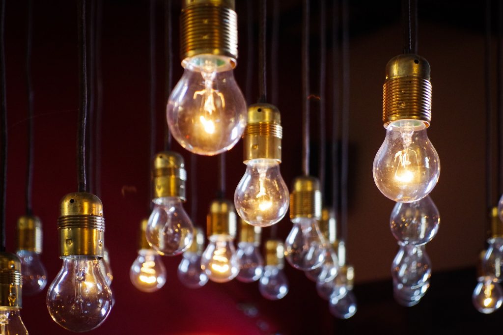 Entenda as características básicas da Luz - EnsinE Entenda as características básicas da Luz - EnsinE